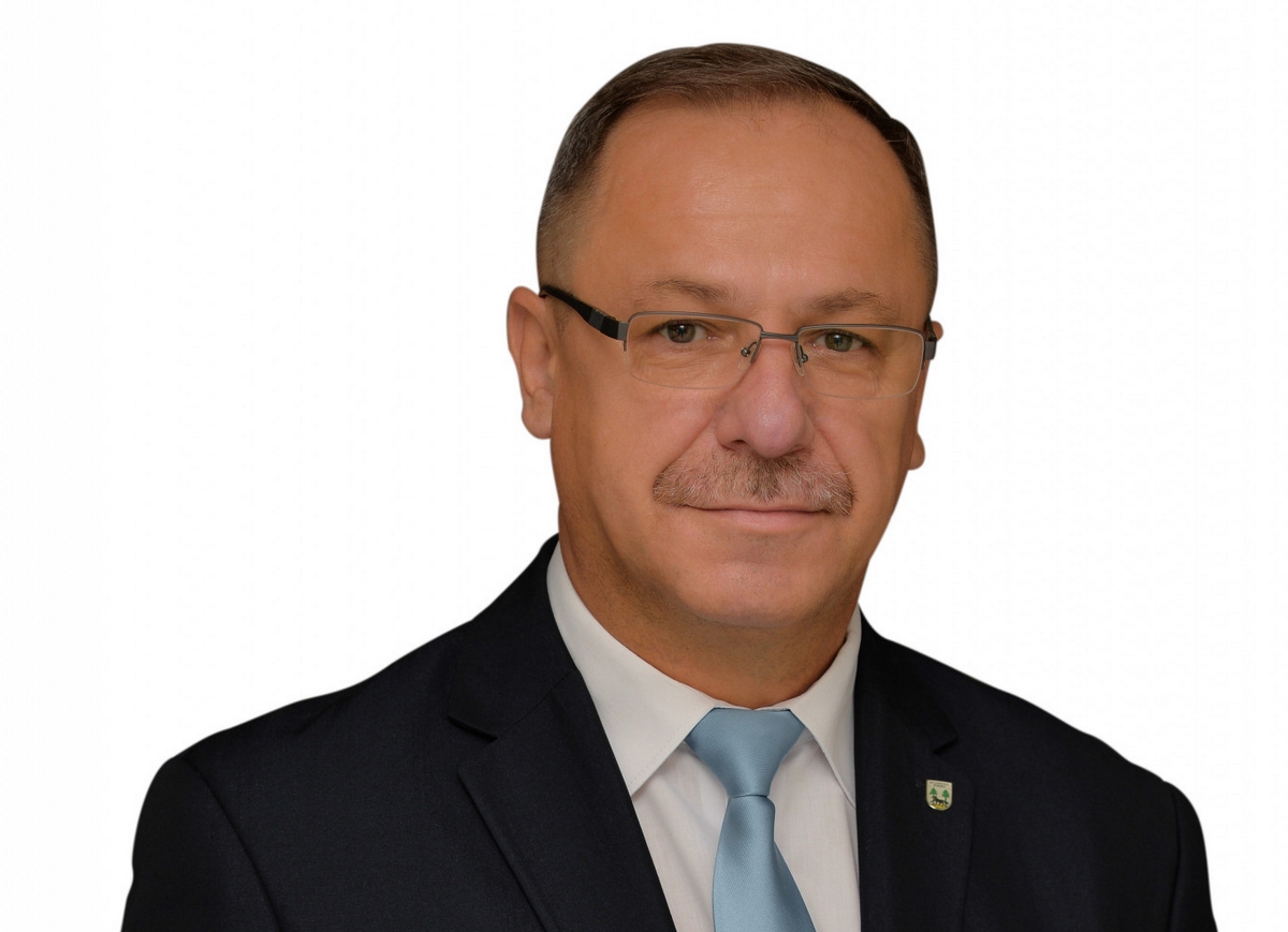 „Szpitale i samorządy jadą na oparach”. Wywiad z Andrzejem Nowickim ...